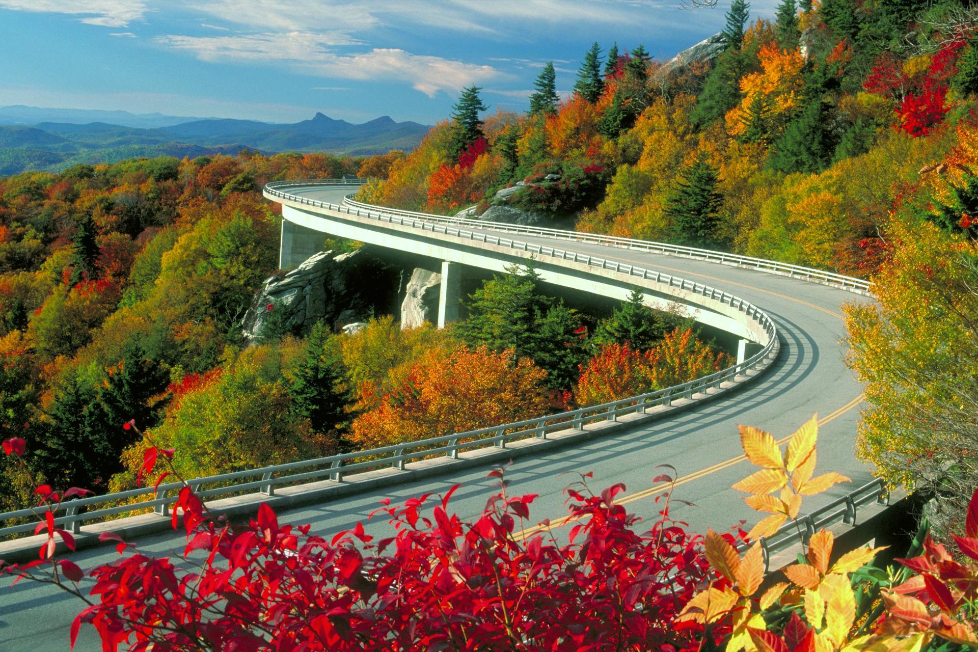 Blue Ridge Parkway, Great Smokies, Saw Record Economic Impact in 2023 ...
